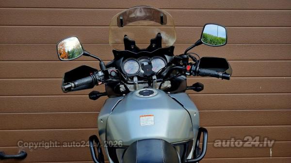 Suzuki V-Strom 650 2004 in Tallinn, with an engine capacity of 0.65 L and mileage of 78 thousand km for 2850 €, photo 6 on AUTOMOTO.COM.LV