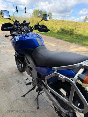 Сузуки V-Strom 650 2004 в Тарту, объемом двигателя 0.65 л и пробегом 0 тыс. км за 3400 €, фото 5 на AUTOMOTO.COM.LV