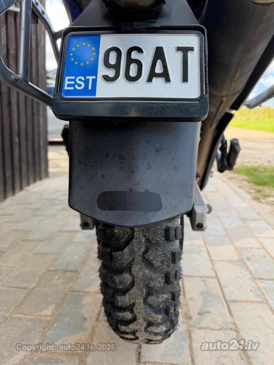 Сузуки V-Strom 650 2004 в Тарту, объемом двигателя 0.65 л и пробегом 0 тыс. км за 3400 €, фото 6 на AUTOMOTO.COM.LV