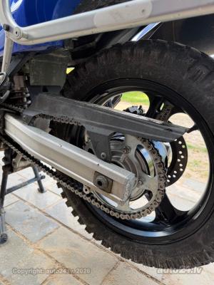 Сузуки V-Strom 650 2004 в Тарту, объемом двигателя 0.65 л и пробегом 0 тыс. км за 3400 €, фото 11 на AUTOMOTO.COM.LV