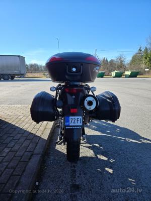Сузуки V-Strom 650 2007 в Таллин, объемом двигателя 0.65 л и пробегом 77 тыс. км за 3450 €, фото 4 на AUTOMOTO.COM.LV
