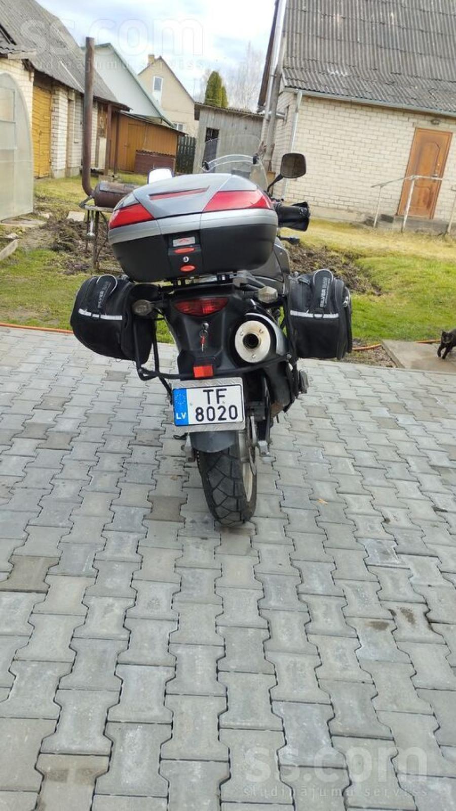 Сузуки V-Strom 650 2009 в Лудза, объемом двигателя 0.65 л и пробегом 0 тыс. км за 3300 €, фото 6 на AUTOMOTO.COM.LV