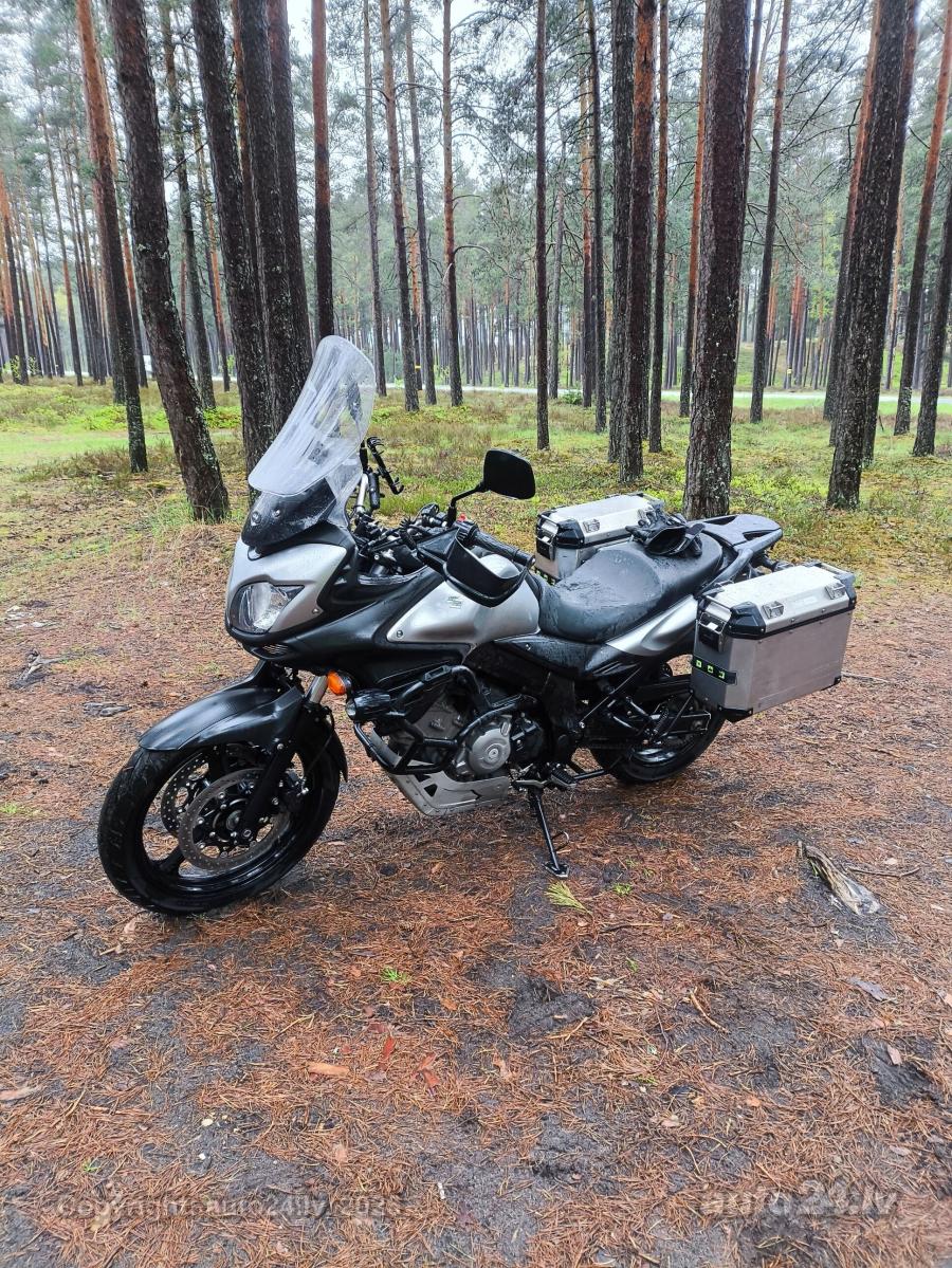 Suzuki V-Strom 650 2016 in Tallinn, with an engine capacity of 0.00 L and mileage of 35 thousand km for 5700 €, photo 3 on AUTOMOTO.COM.LV