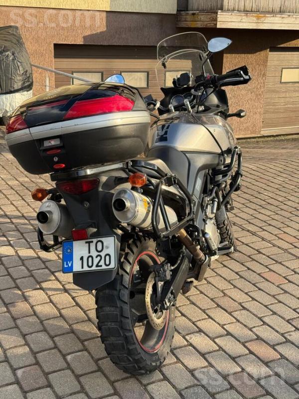 Suzuki V-Strom 2006 Rīga, ar dzinēja tilpumu 1.00 L un nobraukumu 0 tūkst. km par 4200 €, foto 4 vietnē AUTOMOTO.COM.LV