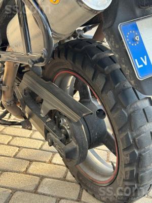 Suzuki V-Strom 2006 Rīga, ar dzinēja tilpumu 1.00 L un nobraukumu 0 tūkst. km par 3600 €, foto 7 vietnē AUTOMOTO.COM.LV