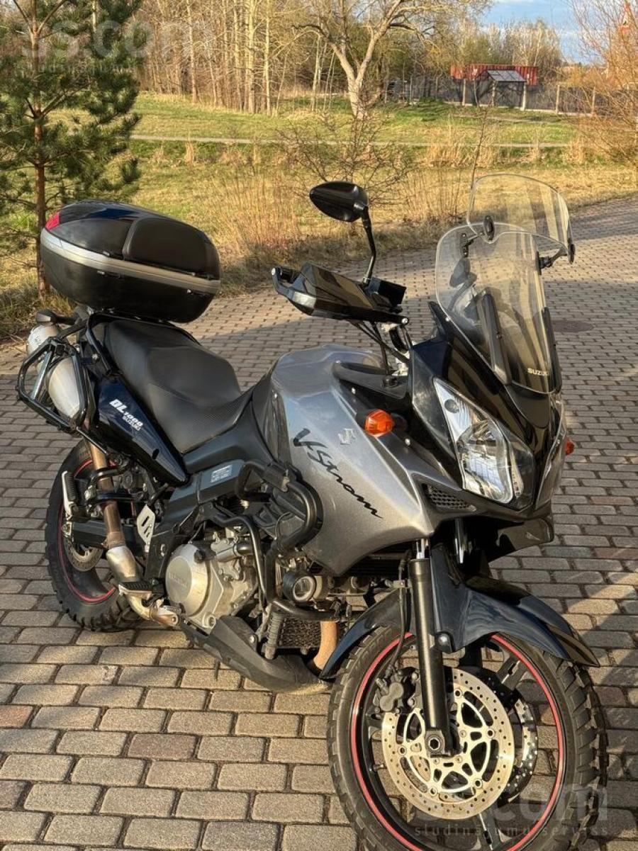 Suzuki V-Strom 2006 Rīga, ar dzinēja tilpumu 1.00 L un nobraukumu 0 tūkst. km par 3600 €, foto 8 vietnē AUTOMOTO.COM.LV