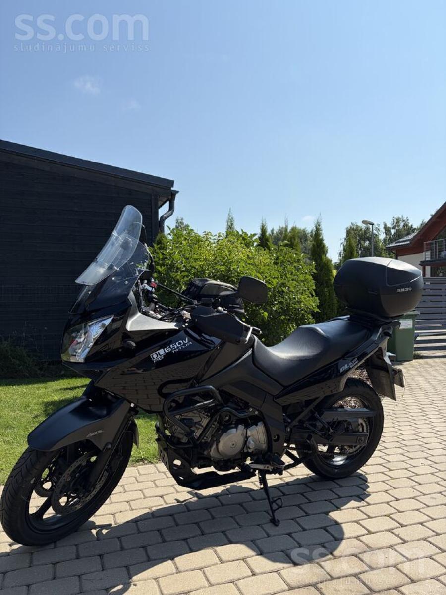 Suzuki V-Strom 2009 in Riga, with an engine capacity of 0.65 L and mileage of 0 thousand km for 3550 €, photo 1 on AUTOMOTO.COM.LV