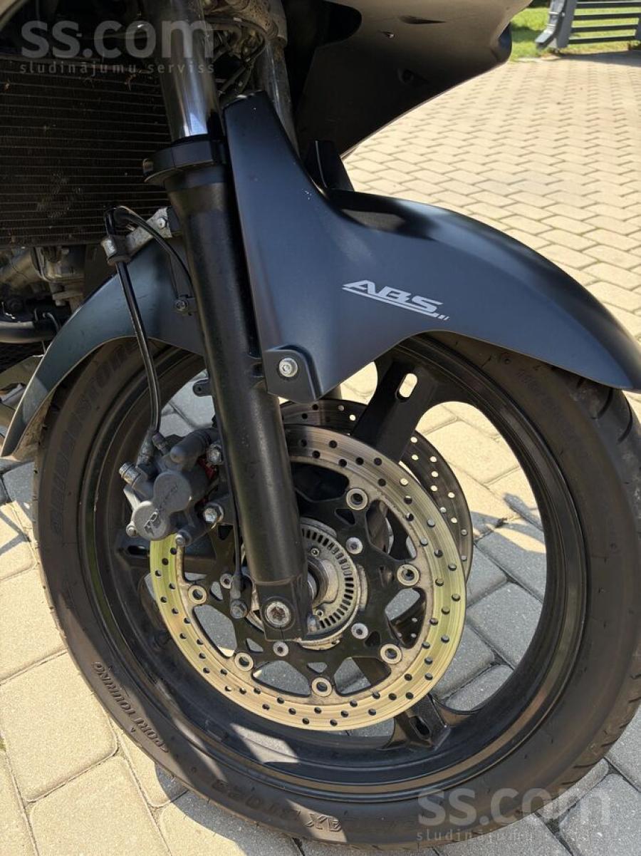 Suzuki V-Strom 2009 in Riga, with an engine capacity of 0.65 L and mileage of 0 thousand km for 3550 €, photo 8 on AUTOMOTO.COM.LV