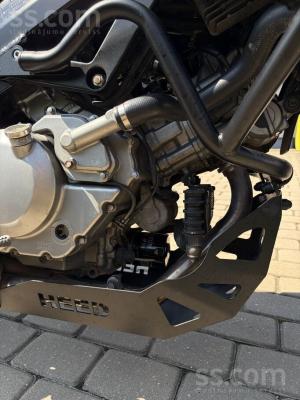 Suzuki V-Strom 2009 in Riga, with an engine capacity of 0.65 L and mileage of 0 thousand km for 3550 €, photo 9 on AUTOMOTO.COM.LV