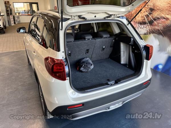 Smilšu krāsa Suzuki Vitara 2019 Tallina, ar dzinēja tilpumu 1.40 L un nobraukumu 104 tūkst. km par 15900 €, foto 4 vietnē AUTOMOTO.COM.LV