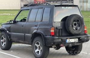 Melns Suzuki Vitara 1996 Rīga, ar dzinēja tilpumu 2.00 L un nobraukumu 295 tūkst. km par 2200 €, foto 8 vietnē AUTOMOTO.COM.LV