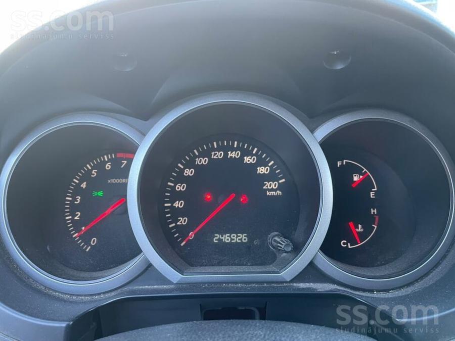 Black Suzuki Vitara 2007 in Riga, with an engine capacity of 1.60 L and mileage of 246 thousand km for 1590 €, photo 10 on AUTOMOTO.COM.LV