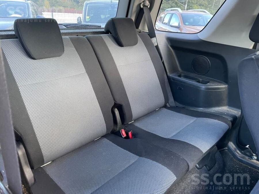 Black Suzuki Vitara 2007 in Riga, with an engine capacity of 1.60 L and mileage of 246 thousand km for 1590 €, photo 15 on AUTOMOTO.COM.LV