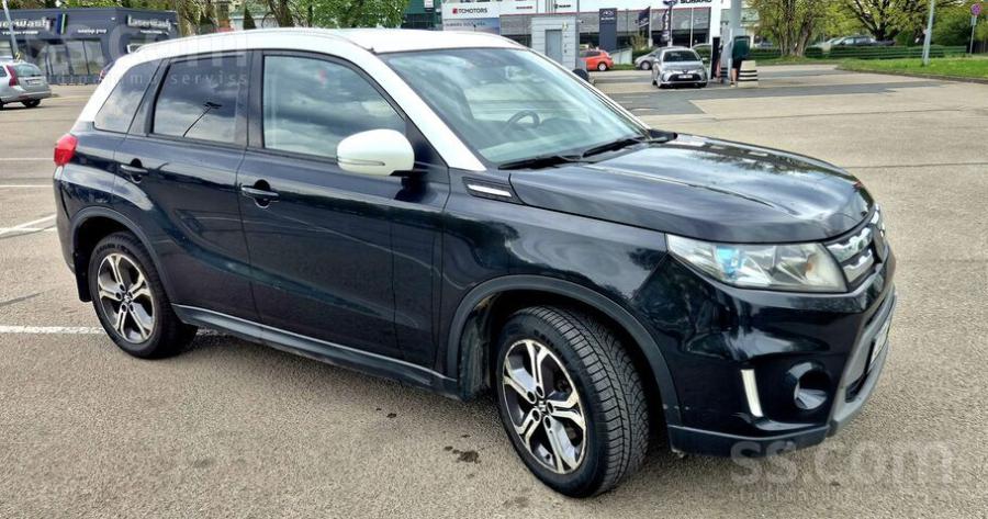 Black Suzuki Vitara 2015 in Riga, with an engine capacity of 1.60 L and mileage of 206 thousand km for 8300 €, photo 3 on AUTOMOTO.COM.LV