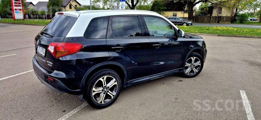 Black Suzuki Vitara 2015 in Riga, with an engine capacity of 1.60 L and mileage of 206 thousand km for 8300 €, photo 5 on AUTOMOTO.COM.LV