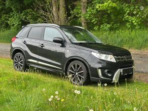 Black Suzuki Vitara 2015 in Kaunas, with an engine capacity of 1.60 L and mileage of 216 thousand km for 6990 €, photo  on AUTOMOTO.COM.LV