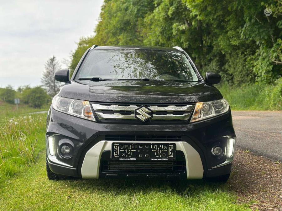 Черный Сузуки Витара 2015 в Каунас, объемом двигателя 1.60 л и пробегом 216 тыс. км за 6990 €, фото 3 на AUTOMOTO.COM.LV