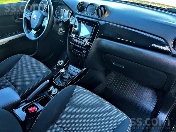 Melns Suzuki Vitara 2016 Rīga, ar dzinēja tilpumu 1.60 L un nobraukumu 0 tūkst. km par 11000 €, foto 10 vietnē AUTOMOTO.COM.LV