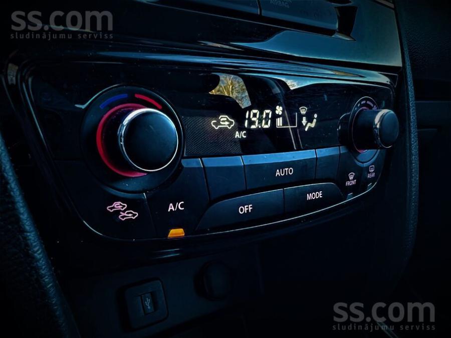Black Suzuki Vitara 2016 in Riga, with an engine capacity of 1.60 L and mileage of 0 thousand km for 9990 €, photo 15 on AUTOMOTO.COM.LV
