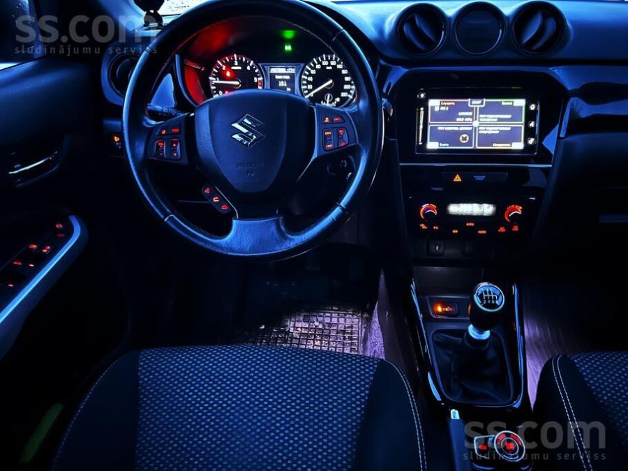 Black Suzuki Vitara 2016 in Riga, with an engine capacity of 1.60 L and mileage of 0 thousand km for 9990 €, photo 10 on AUTOMOTO.COM.LV