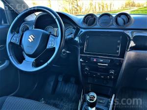 Black Suzuki Vitara 2016 in Riga, with an engine capacity of 1.60 L and mileage of 0 thousand km for 9990 €, photo 20 on AUTOMOTO.COM.LV
