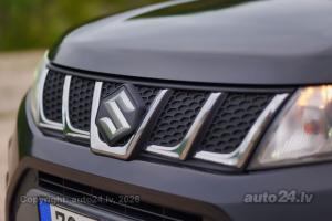 Melns Suzuki Vitara 2016 Tartu, ar dzinēja tilpumu 1.40 L un nobraukumu 235 tūkst. km par 12500 €, foto 10 vietnē AUTOMOTO.COM.LV