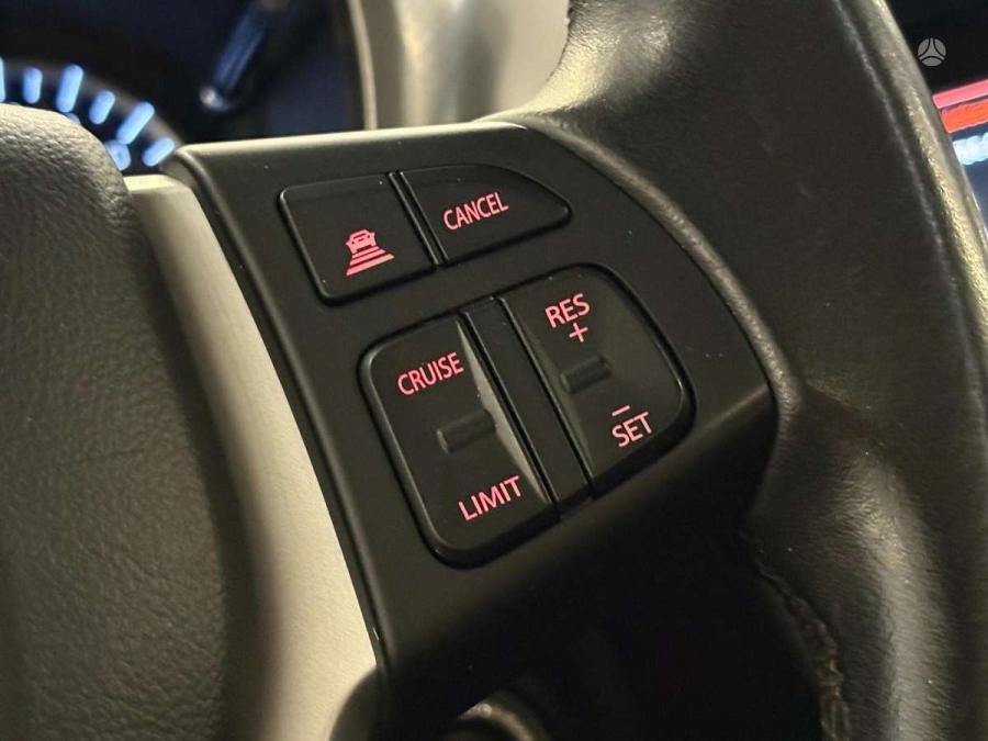 Black Suzuki Vitara 2017 in Marijampole, with an engine capacity of 1.60 L and mileage of 171 thousand km for 10250 €, photo 28 on AUTOMOTO.COM.LV