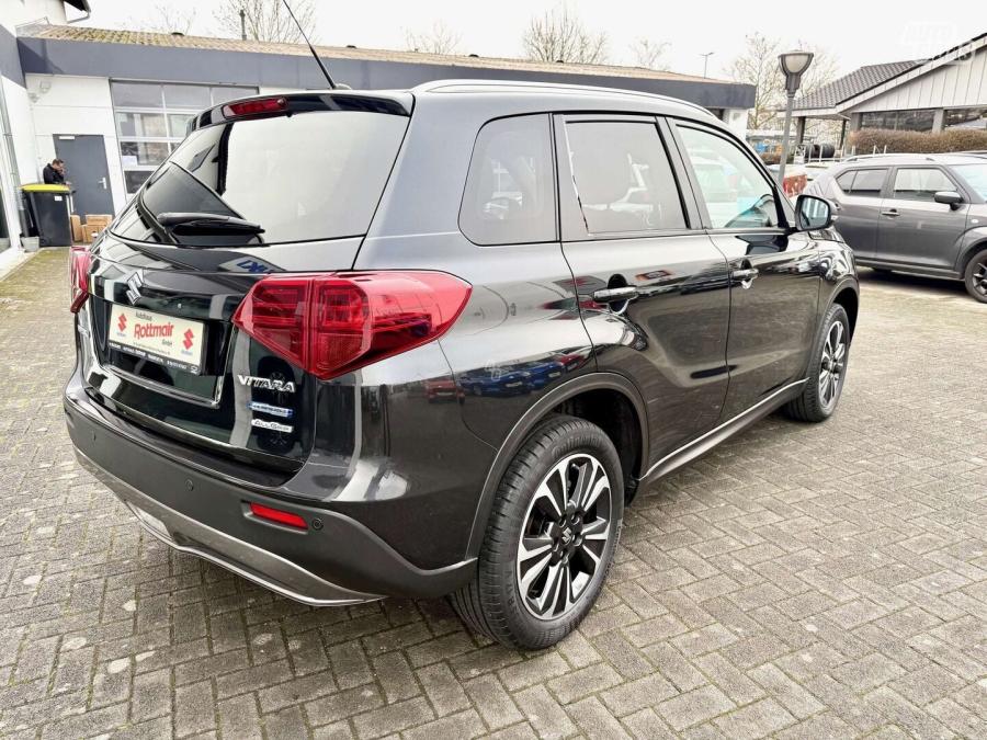 Melns Suzuki Vitara 2020 Kauņa, ar dzinēja tilpumu 1.40 L un nobraukumu 38 tūkst. km par 21679 €, foto 7 vietnē AUTOMOTO.COM.LV