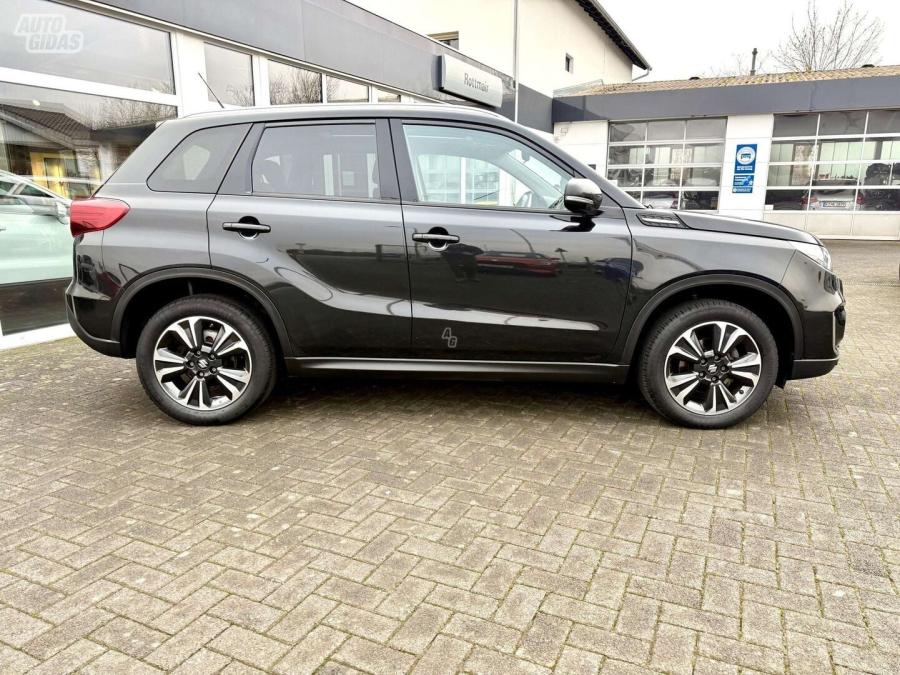 Melns Suzuki Vitara 2020 Kauņa, ar dzinēja tilpumu 1.40 L un nobraukumu 38 tūkst. km par 21679 €, foto 8 vietnē AUTOMOTO.COM.LV
