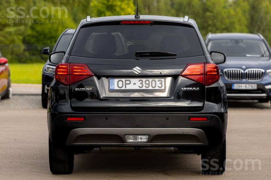 Melns Suzuki Vitara 2020 Jelgava, ar dzinēja tilpumu 1.40 L un nobraukumu 0 tūkst. km par 13900 €, foto 6 vietnē AUTOMOTO.COM.LV