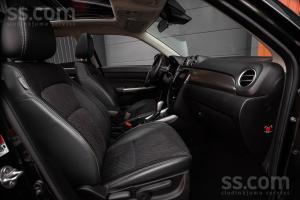 Melns Suzuki Vitara 2020 Jelgava, ar dzinēja tilpumu 1.40 L un nobraukumu 0 tūkst. km par 13900 €, foto 9 vietnē AUTOMOTO.COM.LV