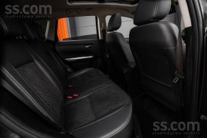 Melns Suzuki Vitara 2020 Jelgava, ar dzinēja tilpumu 1.40 L un nobraukumu 0 tūkst. km par 13900 €, foto 11 vietnē AUTOMOTO.COM.LV