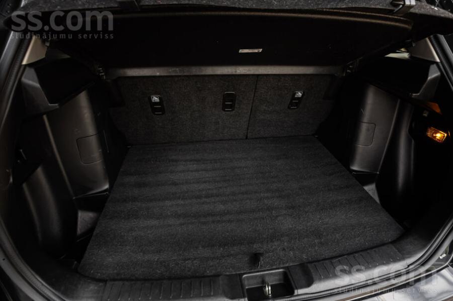 Melns Suzuki Vitara 2020 Jelgava, ar dzinēja tilpumu 1.40 L un nobraukumu 0 tūkst. km par 13900 €, foto 14 vietnē AUTOMOTO.COM.LV