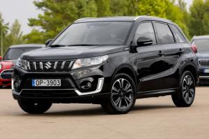 Black Suzuki Vitara 2020 in Jelgava, with an engine capacity of 1.40 L and mileage of 174 thousand km for 13900 €, photo  on AUTOMOTO.COM.LV