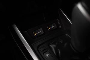 Black Suzuki Vitara 2020 in Jelgava, with an engine capacity of 1.40 L and mileage of 174 thousand km for 13900 €, photo 19 on AUTOMOTO.COM.LV