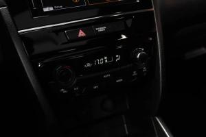 Black Suzuki Vitara 2020 in Jelgava, with an engine capacity of 1.40 L and mileage of 174 thousand km for 13900 €, photo 20 on AUTOMOTO.COM.LV