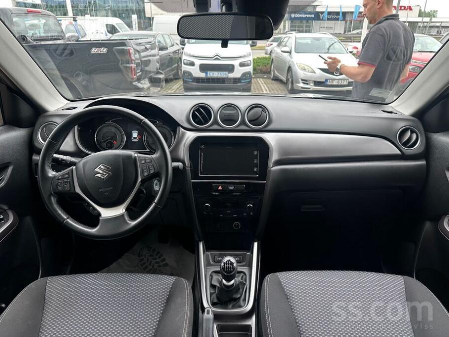 Melns Suzuki Vitara 2023 Rīga, ar dzinēja tilpumu 1.40 L un nobraukumu 67 tūkst. km par 16400 €, foto 9 vietnē AUTOMOTO.COM.LV