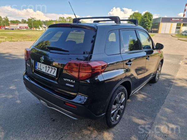 Melns Suzuki Vitara 2023 Rīga, ar dzinēja tilpumu 1.40 L un nobraukumu 16 tūkst. km par 19990 €, foto 6 vietnē AUTOMOTO.COM.LV