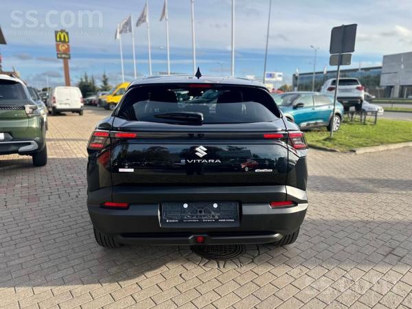 Melns Suzuki Vitara 2026 Rīga, ar dzinēja tilpumu 0.00 L un nobraukumu 10 tūkst. km par 39590 €, foto 6 vietnē AUTOMOTO.COM.LV