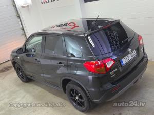Melns Suzuki Vitara 2017 Hāpsalu, ar dzinēja tilpumu 1.60 L un nobraukumu 85 tūkst. km par 11300 €, foto 8 vietnē AUTOMOTO.COM.LV