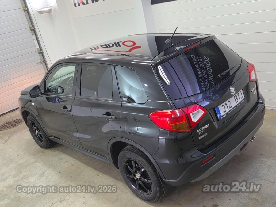 Melns Suzuki Vitara 2017 Hāpsalu, ar dzinēja tilpumu 1.60 L un nobraukumu 85 tūkst. km par 11300 €, foto 8 vietnē AUTOMOTO.COM.LV