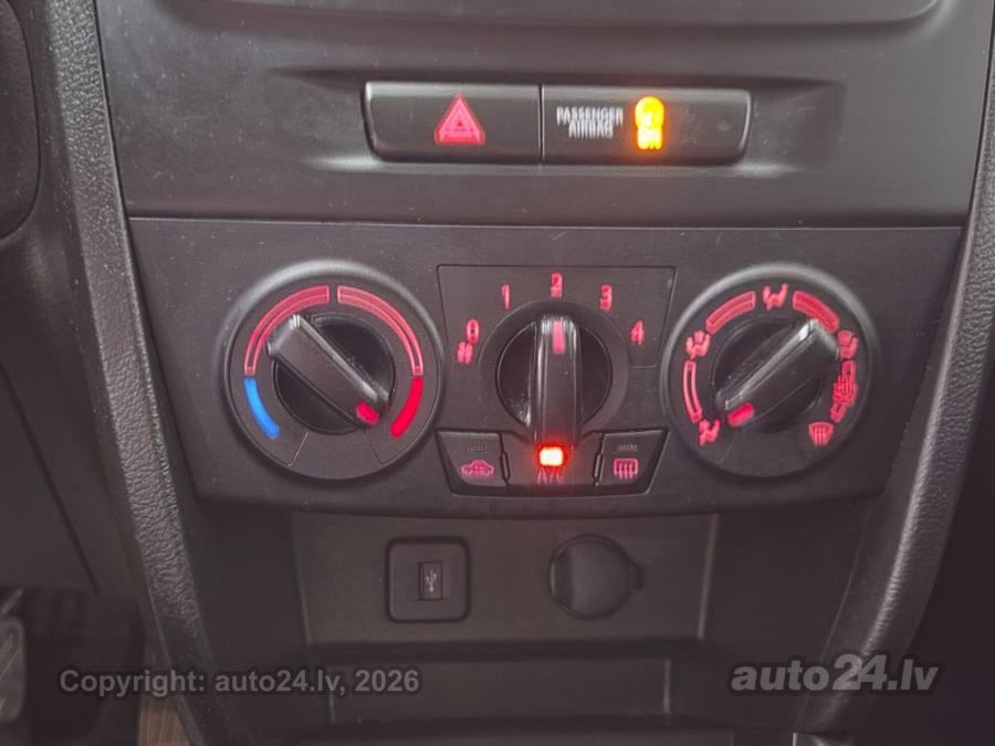 Melns Suzuki Vitara 2017 Hāpsalu, ar dzinēja tilpumu 1.60 L un nobraukumu 85 tūkst. km par 11300 €, foto 16 vietnē AUTOMOTO.COM.LV