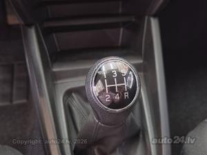 Melns Suzuki Vitara 2017 Hāpsalu, ar dzinēja tilpumu 1.60 L un nobraukumu 85 tūkst. km par 11300 €, foto 17 vietnē AUTOMOTO.COM.LV