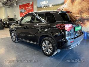 Black Suzuki Vitara 2019 in Tallinn, with an engine capacity of 1.40 L and mileage of 160 thousand km for 13400 €, photo 3 on AUTOMOTO.COM.LV
