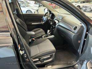 Black Suzuki Vitara 2019 in Tallinn, with an engine capacity of 1.40 L and mileage of 160 thousand km for 13400 €, photo 6 on AUTOMOTO.COM.LV
