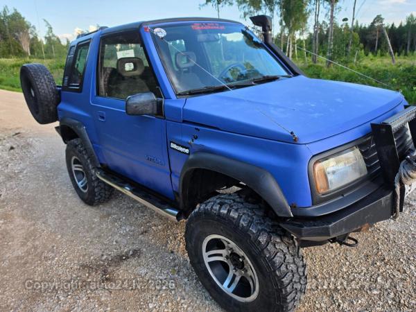 Zils Suzuki Vitara 1991 Tallina, ar dzinēja tilpumu 1.60 L un nobraukumu 0 tūkst. km par 5790 €, foto 5 vietnē AUTOMOTO.COM.LV