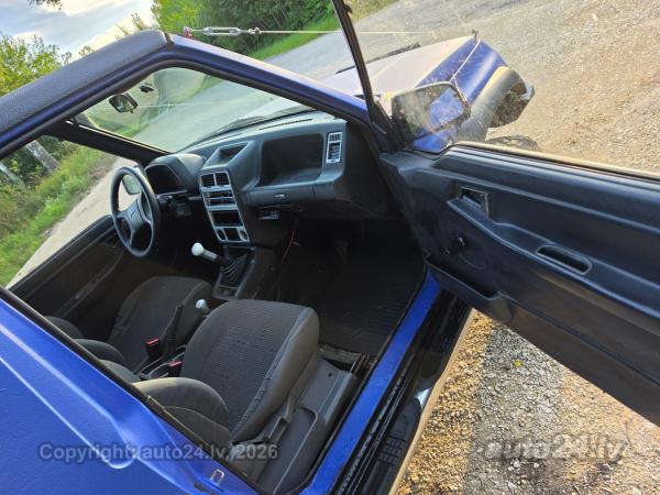 Zils Suzuki Vitara 1991 Tallina, ar dzinēja tilpumu 1.60 L un nobraukumu 0 tūkst. km par 5790 €, foto 9 vietnē AUTOMOTO.COM.LV
