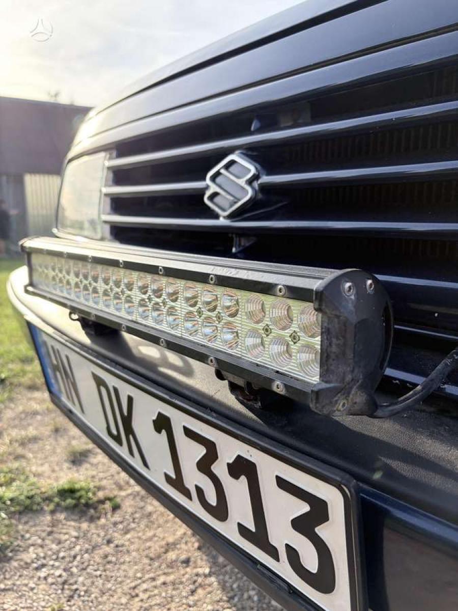 Zils Suzuki Vitara 1995 Viļņa, ar dzinēja tilpumu 1.60 L un nobraukumu 292 tūkst. km par 4999 €, foto 15 vietnē AUTOMOTO.COM.LV