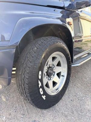 Zils Suzuki Vitara 1995 Viļņa, ar dzinēja tilpumu 1.60 L un nobraukumu 292 tūkst. km par 4999 €, foto 17 vietnē AUTOMOTO.COM.LV