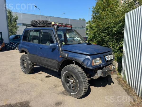 Zils Suzuki Vitara 1996 Rīga, ar dzinēja tilpumu 2.20 L un nobraukumu 376 tūkst. km par 3900 €, foto 5 vietnē AUTOMOTO.COM.LV